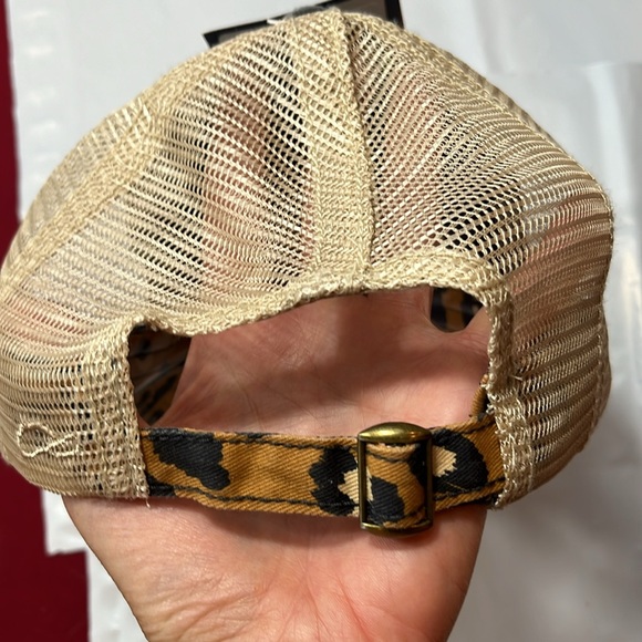 infinity her | Accessories | New Desert Air Hat Cheetah Print Bill Gray ...